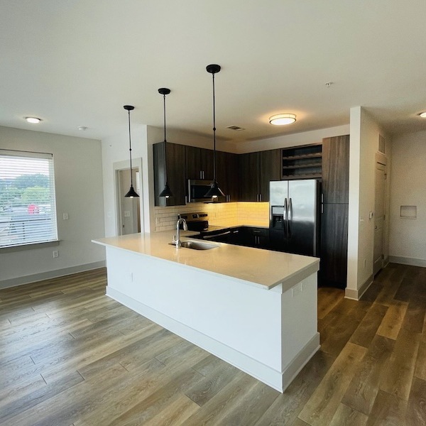 Studio, 1, or 2 bedroom apartments in Asheville | The Patton